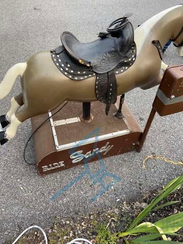 Vintage Coin Operated Mechanical Horse Ride Sandy
