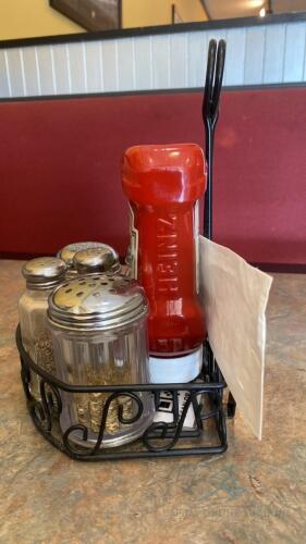 Menu Holder and Condiment Caddy (16)