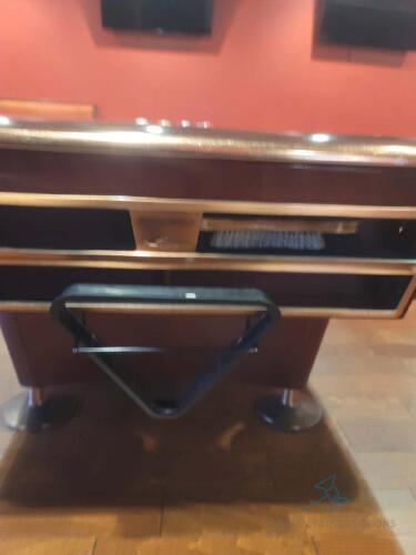 Brunswick Gold Crown IV 8' Pro Pool Table