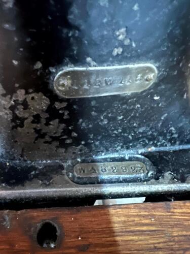 Singer 112W116 double needle sewing machine