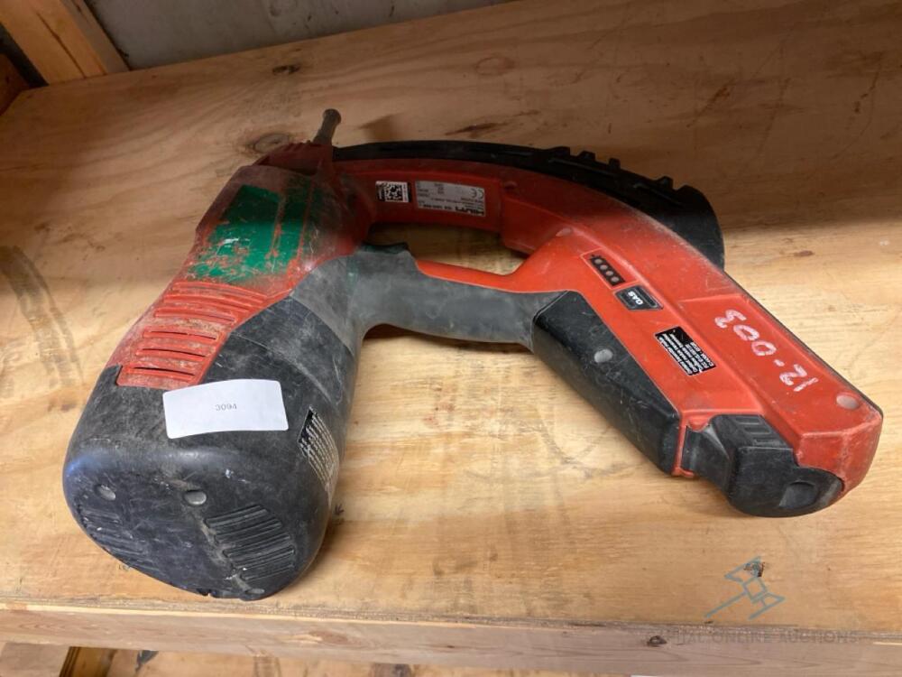 Hilti Gas Powered Actuated Fastener Nail Gun