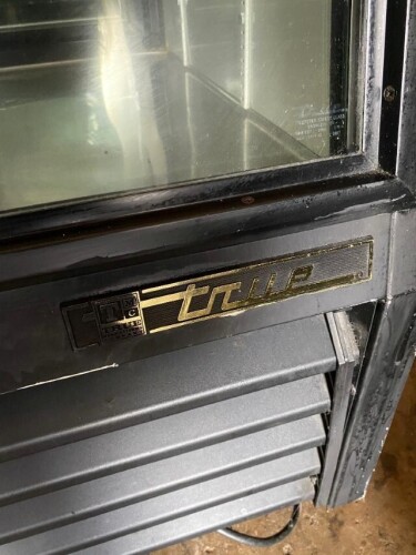 True Refrigerated Display Case